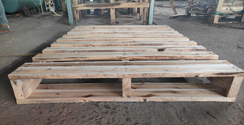 Pallet gỗ tràm 1000x1200x130mm - Pallet Long Giang